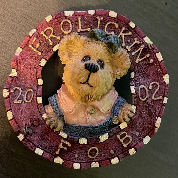 Boyds Bears | Jewelry | Boyds Bears Pin Mollie B Berriweather ...
